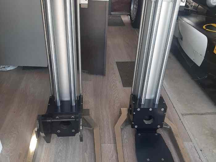 Air lifts Camozzi - pièces et voitures de course à vendre, de rallye et ...