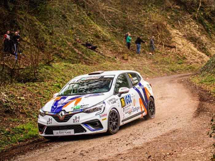 Renault Clio RC5 - pièces et voitures de course à vendre, de rallye et de circuit.