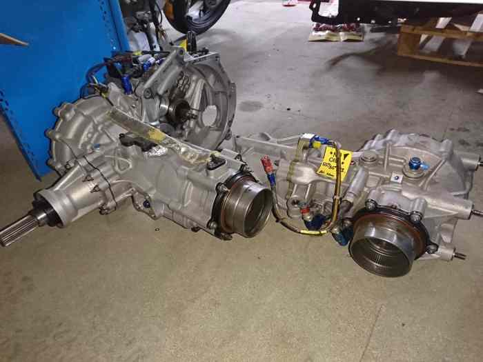 Fabia S2000 complete gerabox and rear diff - pièces et voitures de ...