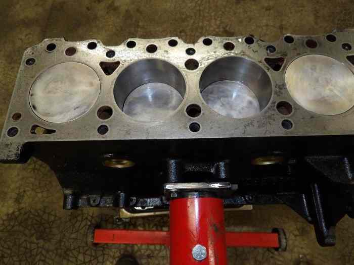 Moteur 1000 Cosworth MAE - pièces et voitures de course à vendre, de ...