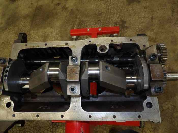 Moteur 1000 Cosworth MAE - pièces et voitures de course à vendre, de ...