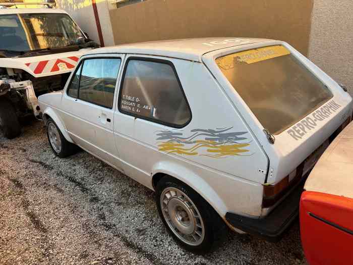 Vend lot de 2 golf 1 GTI MK1 1800 - pièces et voitures de course à ...