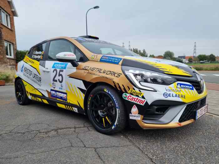 Renault Clio Rally5 RC5 #675 CLIO TROPHY BELGIUM CHAMPION - pièces et voitures de course à ...