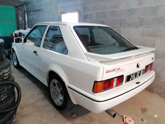 Ford Escort RS turbo - pièces et voitures de course à vendre, de rallye ...