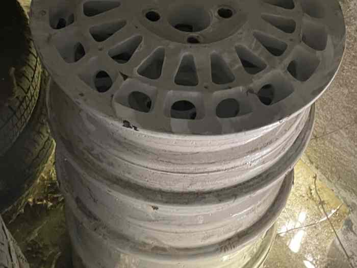 5 Wheels Uno Turbo gr A with holes for fans - pièces et voitures de ...