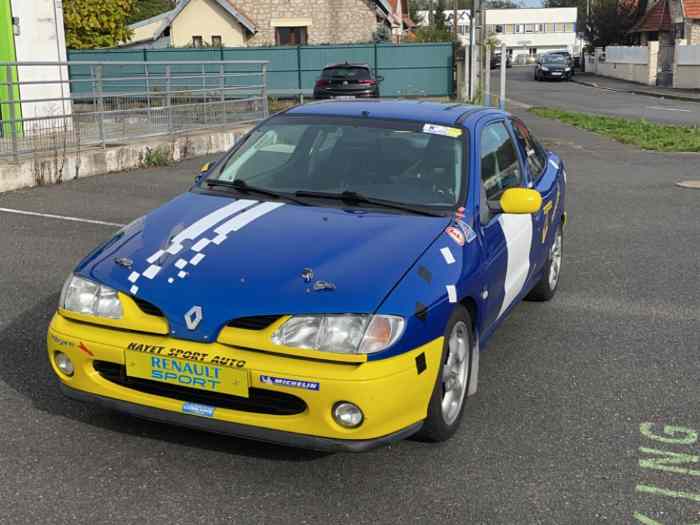 Megane 2l 16s rallye groupe A7 - pièces et voitures de course à vendre, de rallye et de circuit.