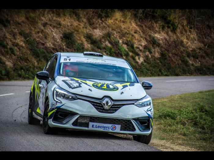 Clio RC5 [Rally5] - pièces et voitures de course à vendre, de rallye et de circuit.