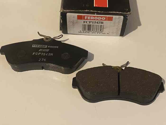 Jeu de plaquettes Ferodo DS300 C2 - C3 - pièces et voitures de course à ...