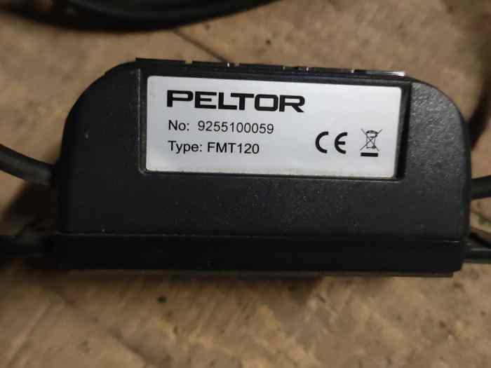 Radio peltor FMT120 - pièces et voitures de course à vendre, de rallye ...