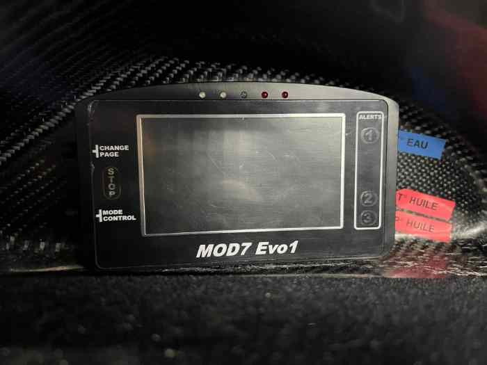 Dashboard Mod 7 evo1 RESERVE/VENDU - pièces et voitures de course à ...