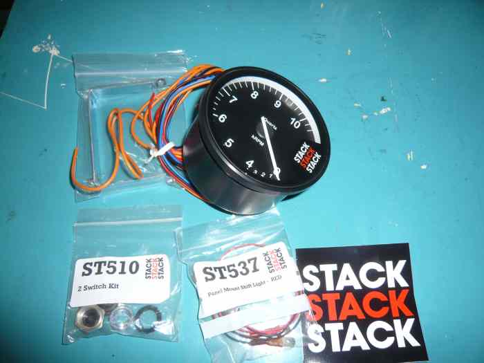 Compte-tours STACK - pièces et voitures de course à vendre, de rallye et de circuit.