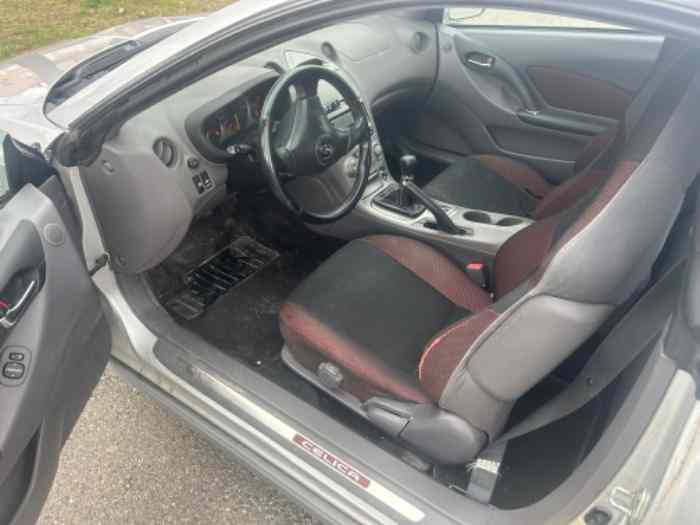 TOYOTA CELICA T23 1,8 VVTI 145cv - pièces et voitures de course à ...