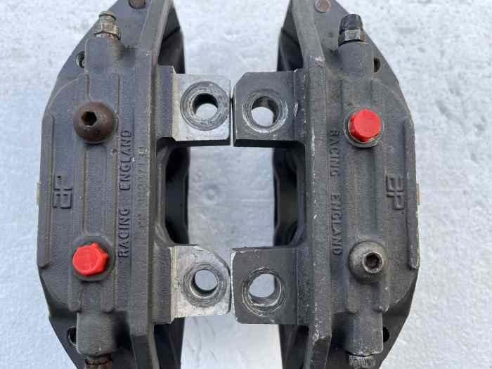 2 étriers AP RACING 4 PISTONS CP3228 - pièces et voitures de course à ...