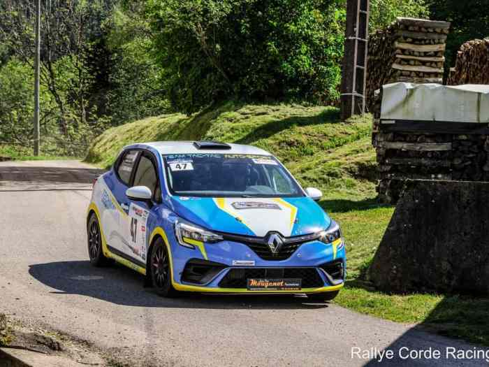 clio 5 rc5 rallye 5 . Dispo. - pièces et voitures de course à vendre, de rallye et de circuit.