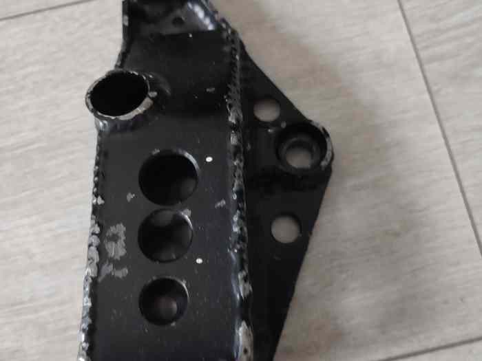 Support moteur acier mécano soudés Clio GRA - pièces et voitures de ...