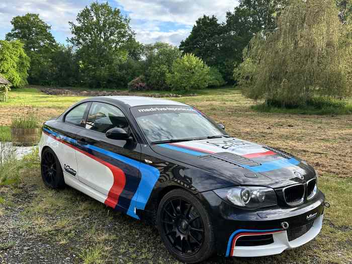 BMW 135i - pièces et voitures de course à vendre, de rallye et de circuit.