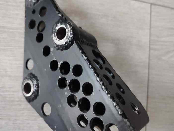Support moteur acier mécano soudés Clio GRA - pièces et voitures de ...