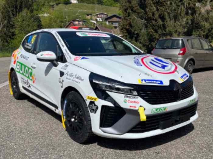 Clio Rally5 - pièces et voitures de course à vendre, de rallye et de circuit.