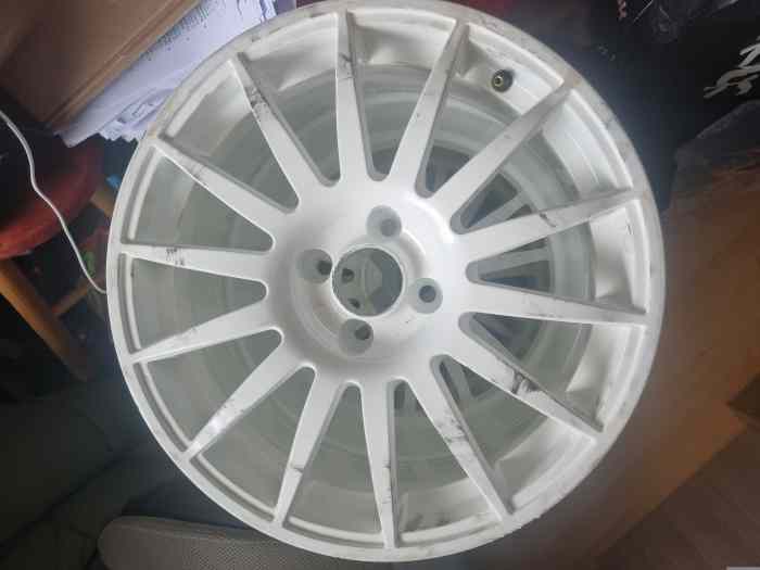 Jantes 17 - pièces et voitures de course à vendre, de rallye et de circuit.