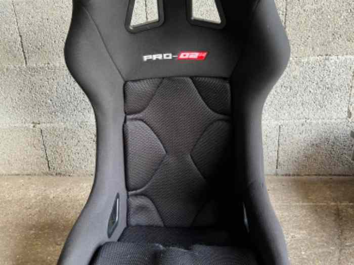 Baquet GT2i PRO V2 2028 - pièces et voitures de course à vendre, de ...
