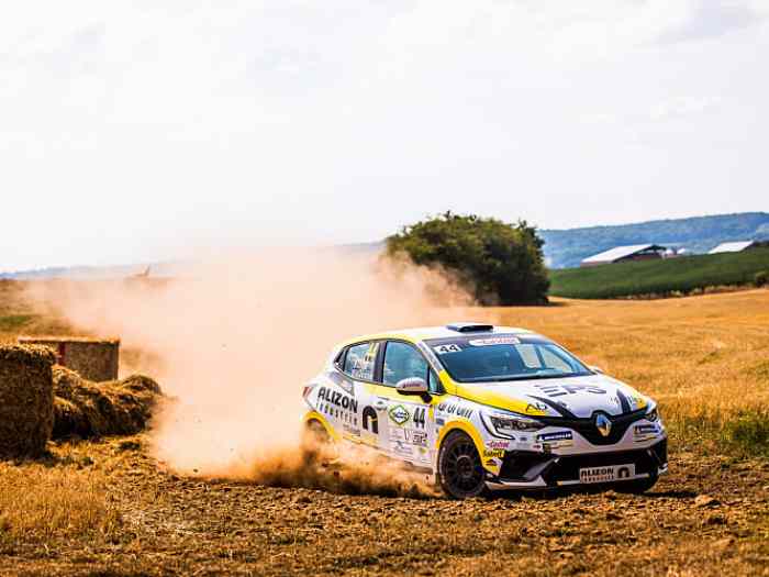 clio rally 5 rc5 trophy ralkye terre - pièces et voitures de course à vendre, de rallye et de ...